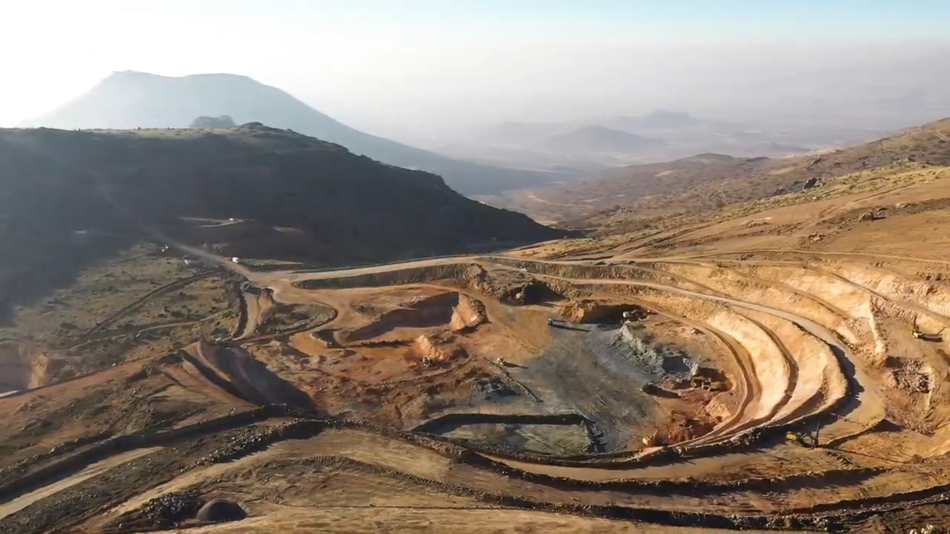 Compania minieră de aur confirmă o scurgere de cianură în estul Turciei